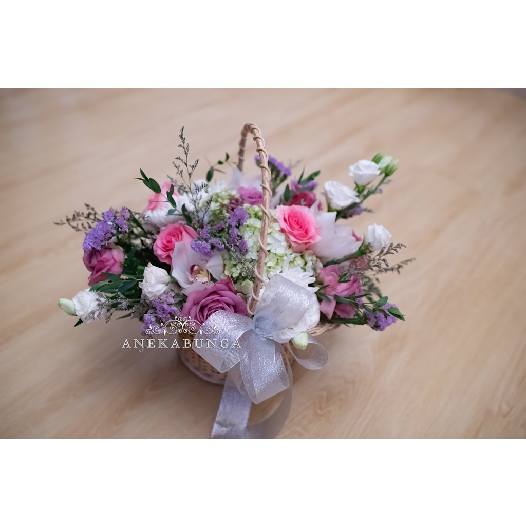 Jual Keranjang Bunga Asli Fresh Hand Basket Flower ulang tahun wedding ...