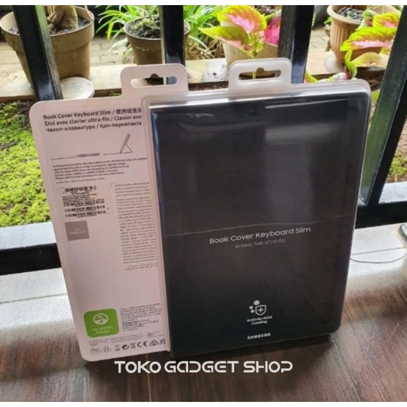 Jual Book Cover Keyboard Slim SAMSUNG Galaxy Tab S8 / Tab S7 | Shopee Indonesia