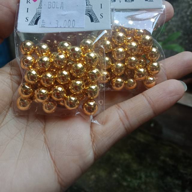Jual Bola bola gold ukuran 8ml | Shopee Indonesia