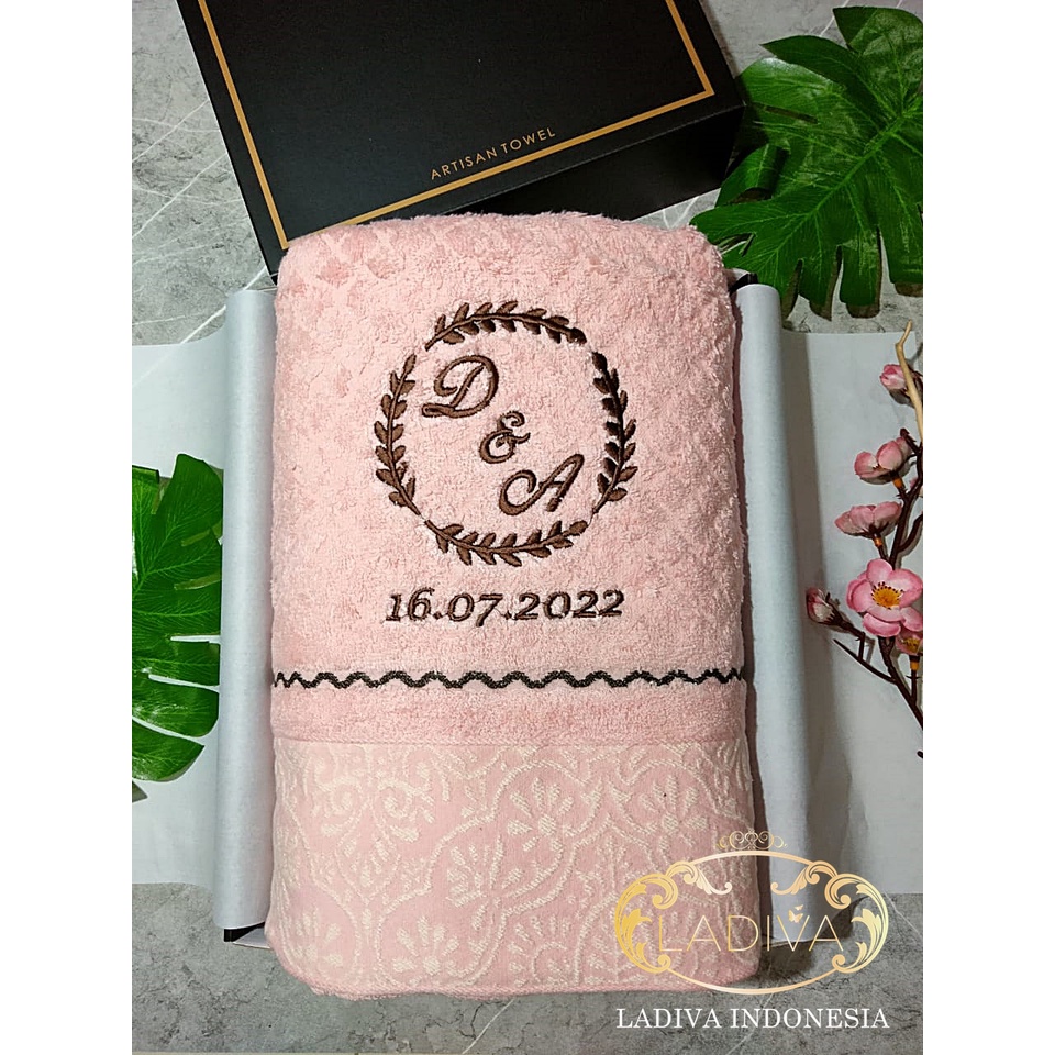 Jual Hampers GIFT BOX SET - SINGLE TOWEL by TERRY PALMER Peace Lily ...