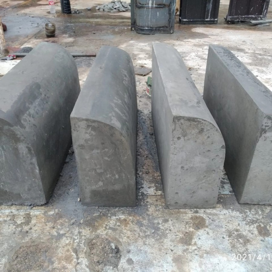 Jual Kanstin DKI Cor Cetak Beton Ukuran 25 x 60 x 22/18 | Shopee Indonesia
