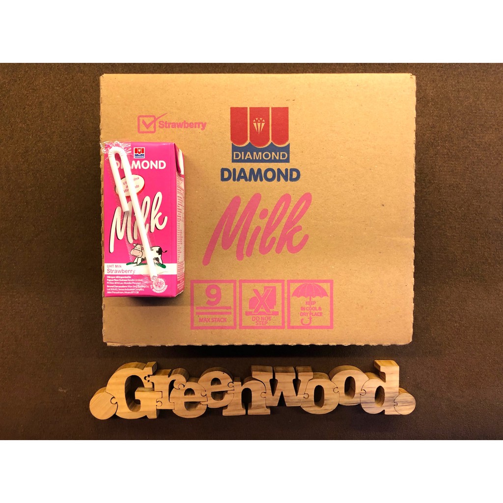 Susu Diamond UHT Strawberry 200ml - 1 Karton | Shopee Indonesia