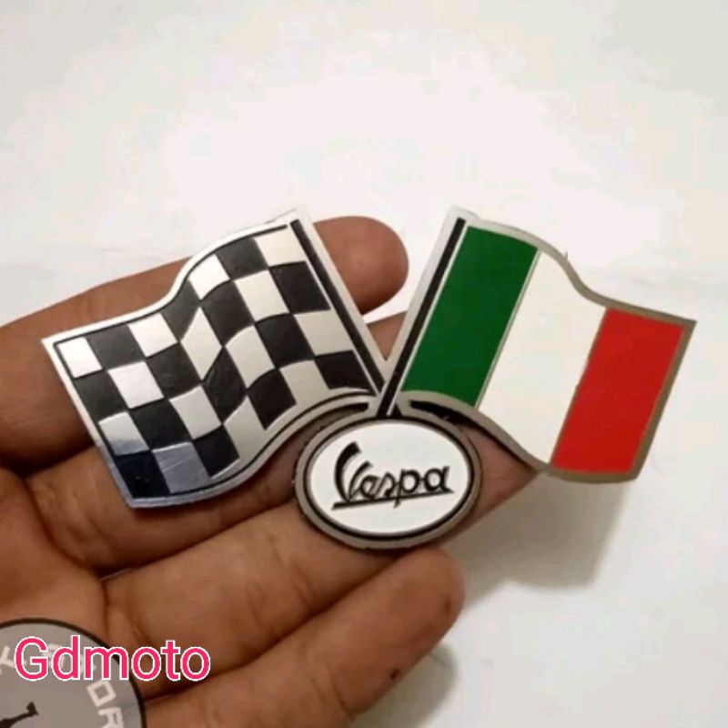 Jual Vespa Emblem Sticker Silang Metal Bendera Italy GB Indonesia ...
