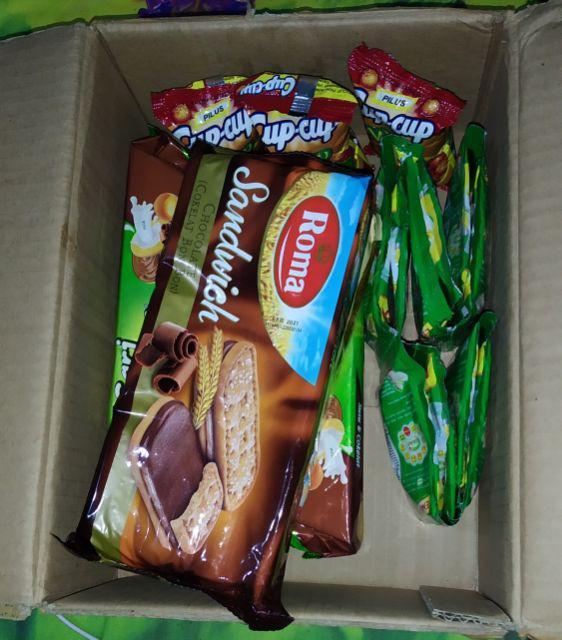 Biskuit Roma Sari Gandum Sandwich Coklat / Kacang 115g | Shopee Indonesia