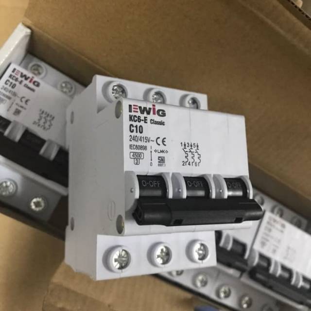 Jual Mcb 3 phase / 3P tersedia 6a 10a 16a 20a 25a 32a 40a Ewig Indonesia|Shopee Indonesia