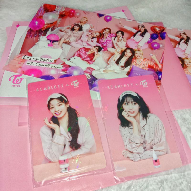 Jual photocard official twice x scarlett momo dahyun limited edition song joong ki | Shopee ...