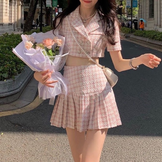 Produk Your Daily Clothes 🤎 | Shopee Indonesia