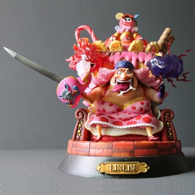 Jual Resin POP Big Mom Charlotte Lin Lin Throne Battle Ver. One Piece ...