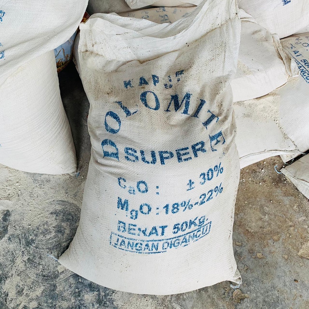 Jual Pupuk Kapur Pertanian Dolomit Dolomite 1 Zak Karung 50 kg Kaptan ...