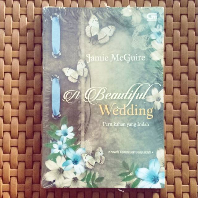 Jual Novel A Beautiful Wedding - Jamie McGuire | Shopee Indonesia