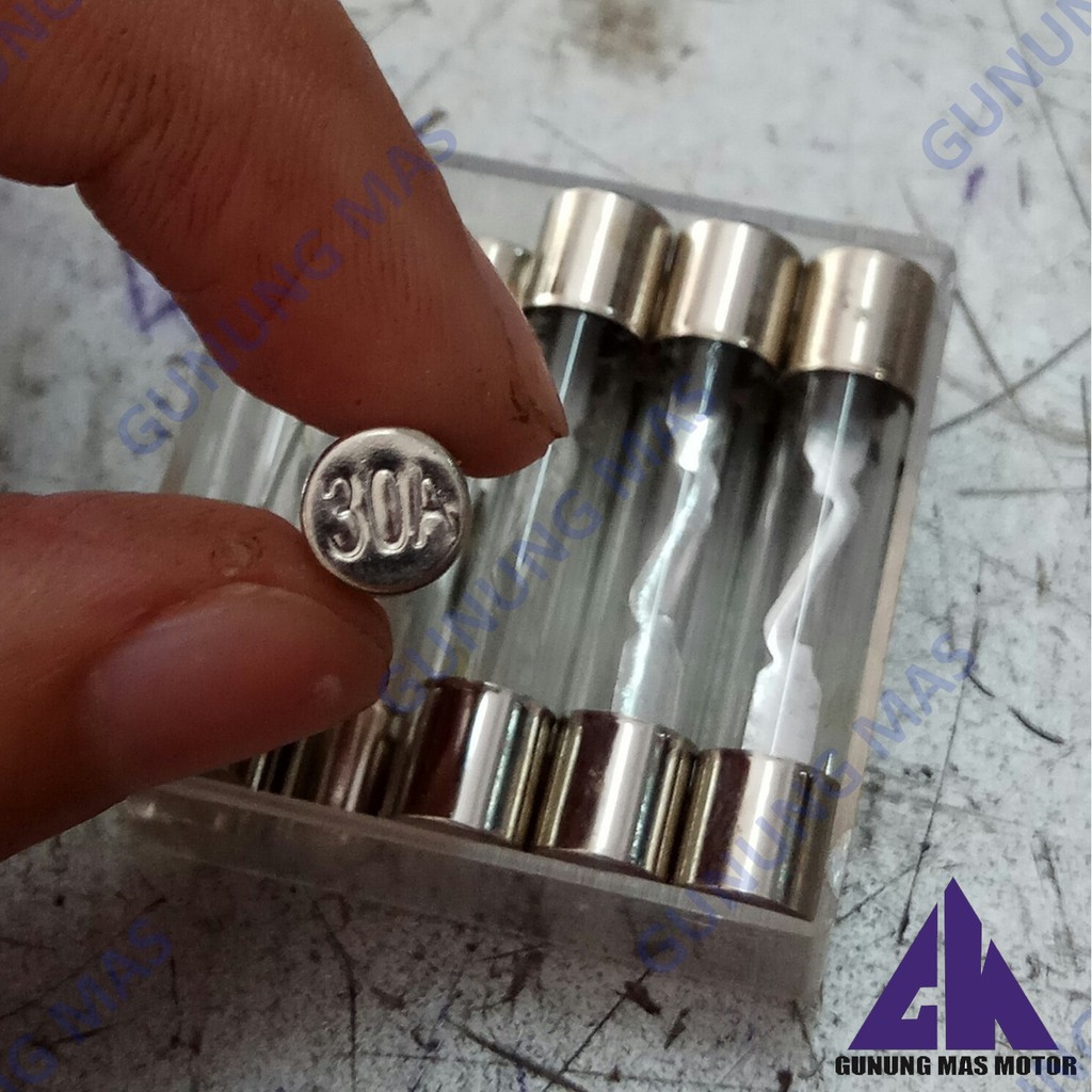 Jual Fuse Sekering Sekring Kaca Tabung Mobil 10 15 20 25 Ampere ...