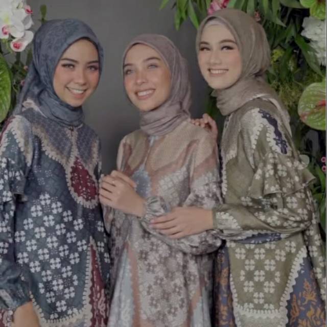 Jual Anggrek Blouse Calanthe Arundina Laelia Amabilis Klamby Cattleya ...