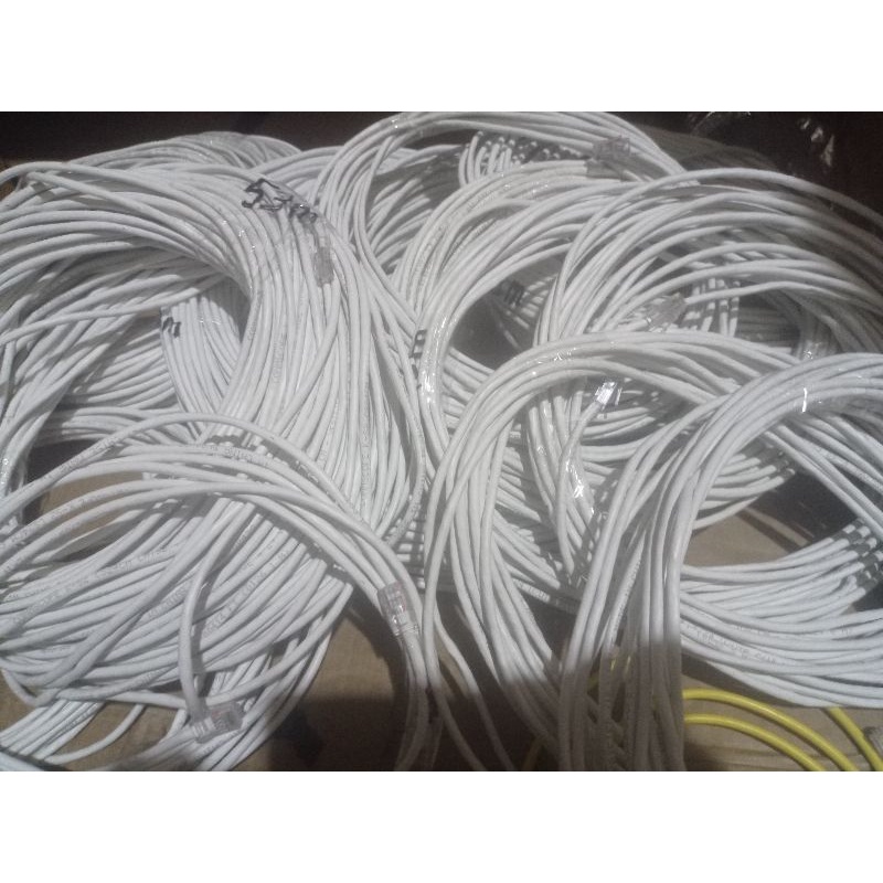 Jual UTP CAT 5 COOMSCOPE | Shopee Indonesia