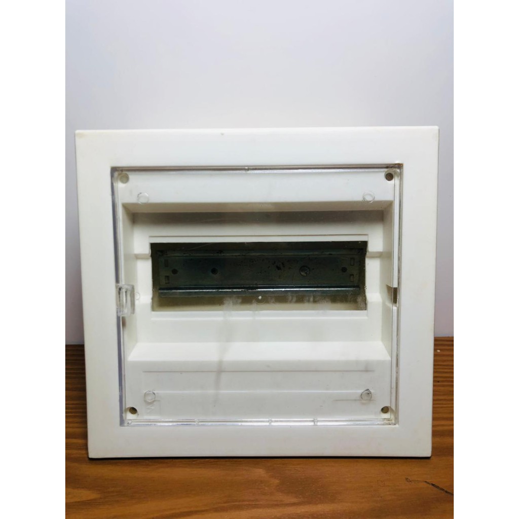 Jual JEGER BOX MCB 8 GROUP INBOW | Shopee Indonesia