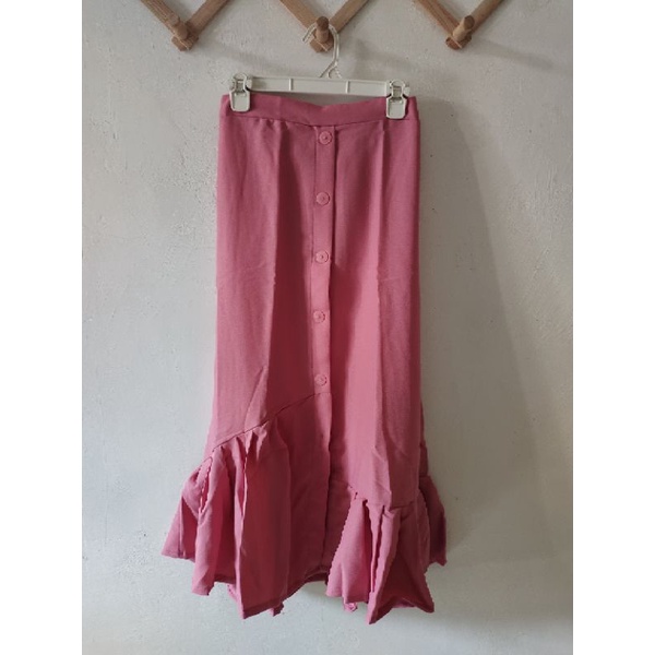 Jual rok ruffle wolfis pink murah | Shopee Indonesia