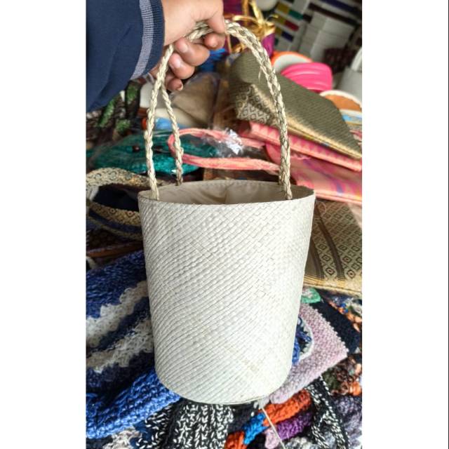 Jual Tas ember pandan | Shopee Indonesia