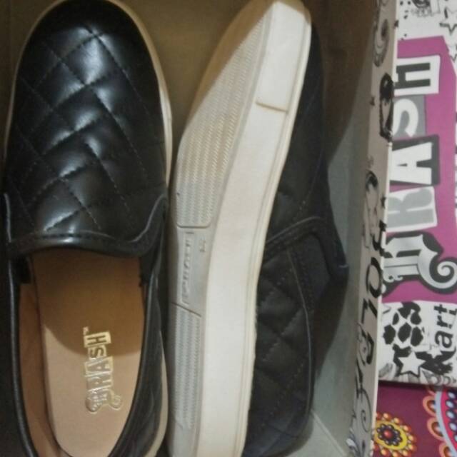 Jual Sepatu payless brash hitam | Shopee Indonesia