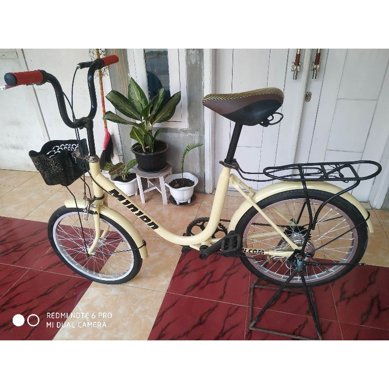 Jual Sepeda Minion klasik | Shopee Indonesia