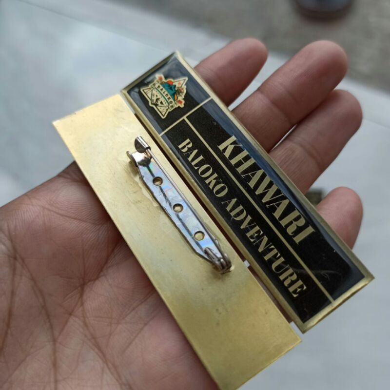 Jual NAME TAG KUNINGAN NAME TAG PENITI NAME TAG PONTIANAK NAME TAG ...
