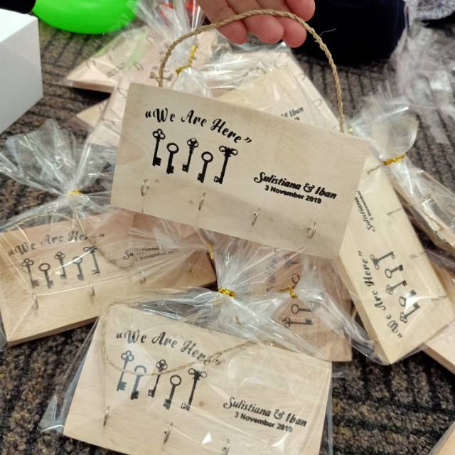 Jual Souvenir key holder / cantelan kunci/ wallhook | Shopee Indonesia