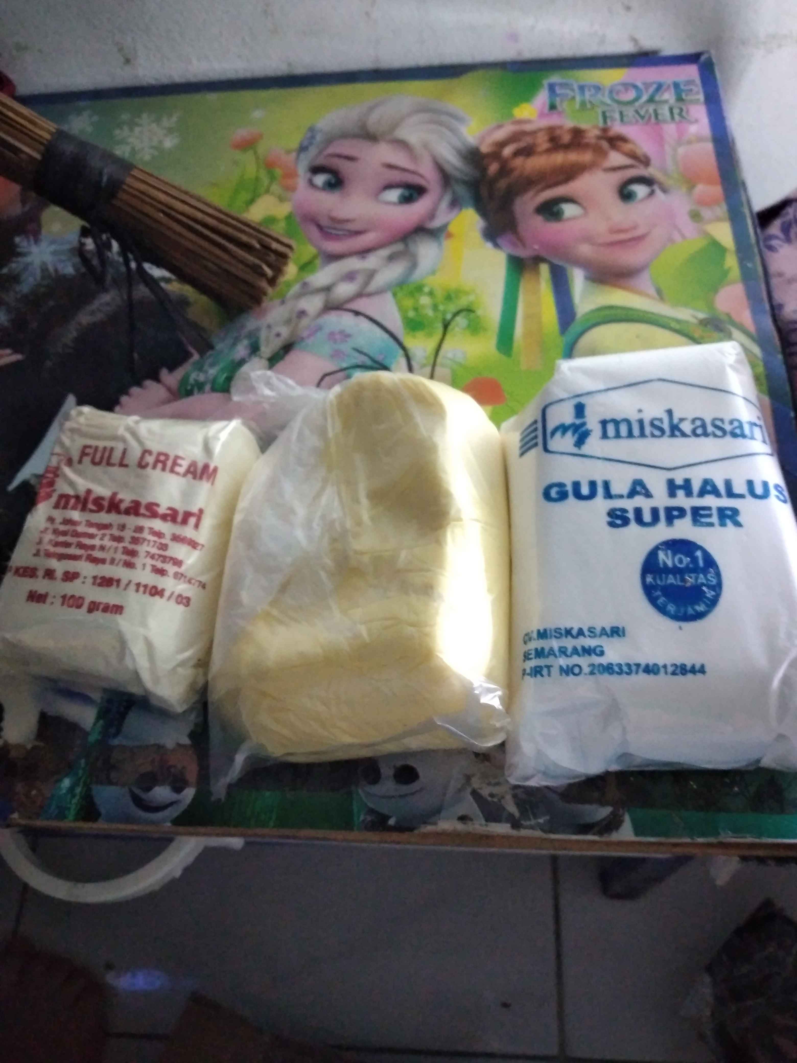 Susu full cream . Full cream powder . Susu bubuk . 4000rb kemasan 100gr ...