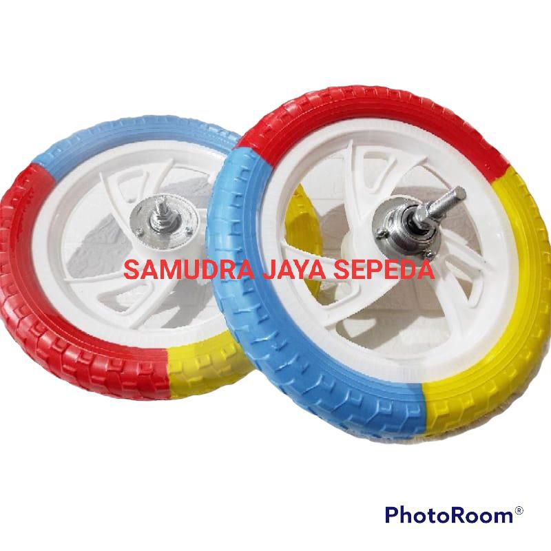 Jual Ban Sepeda Anak Roda Mati Uk 12 Rubber Tire Wheel 12 1/2*2 1/4 ...