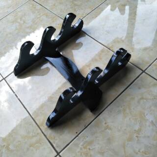 Jual Tatakan stand pedang dudukan katana dudukan golok 3 tingkat di ...