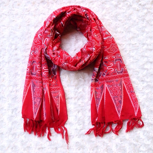 Jual Omah Etnik Scarf Batik / Syal Batik / Shawl Batik Mega Mendung ...