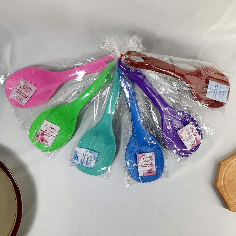 Jual (isi 50) Souvenir Centong Nasi Centong Magicom Dengan Kemasan Plastik dan Kartu Ucapan ...