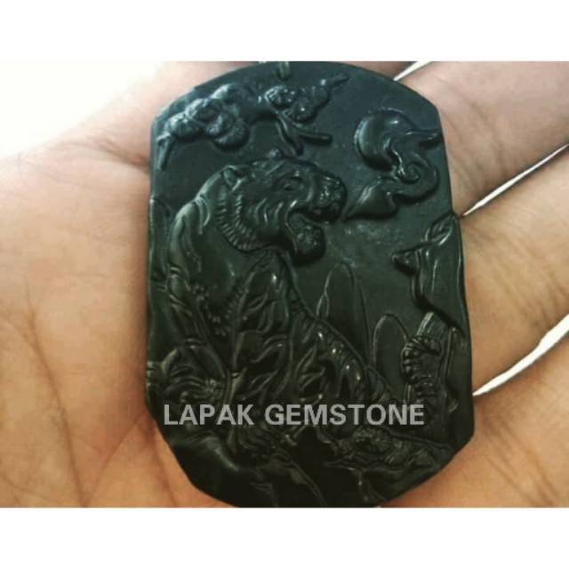 Jual Liontin Batu Giok Hitam Black Jade Asli Natural Ukir Macan ...