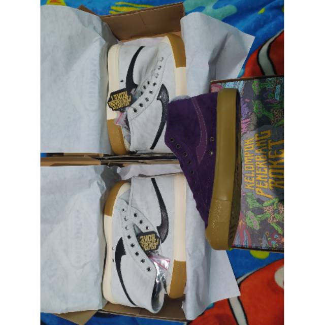 Jual SEPATU COMPASS X KELOMPOK PENERBANG ROKET ( KPR) VIKRANTA | Shopee ...