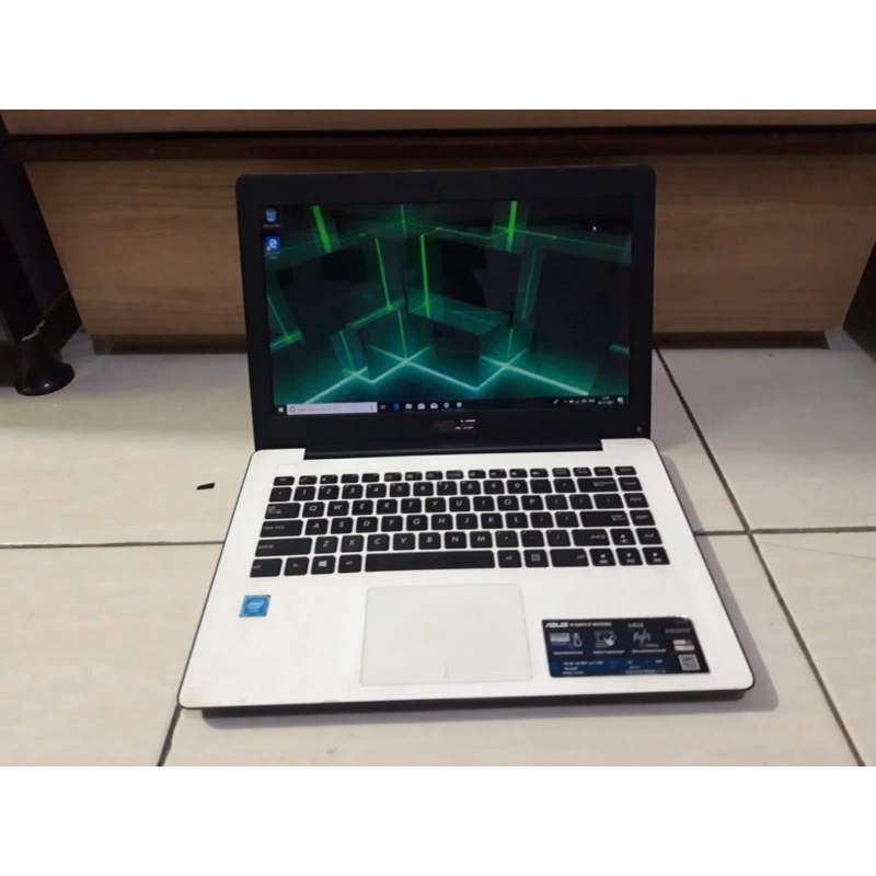 Jual laptop asus x453 putih 2gb ram 500gb hdd intel celeron putih ...