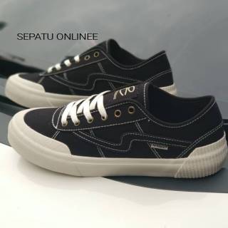 Jual Sepatu Patrobas Equip Black White Low Original Indonesia|Shopee ...