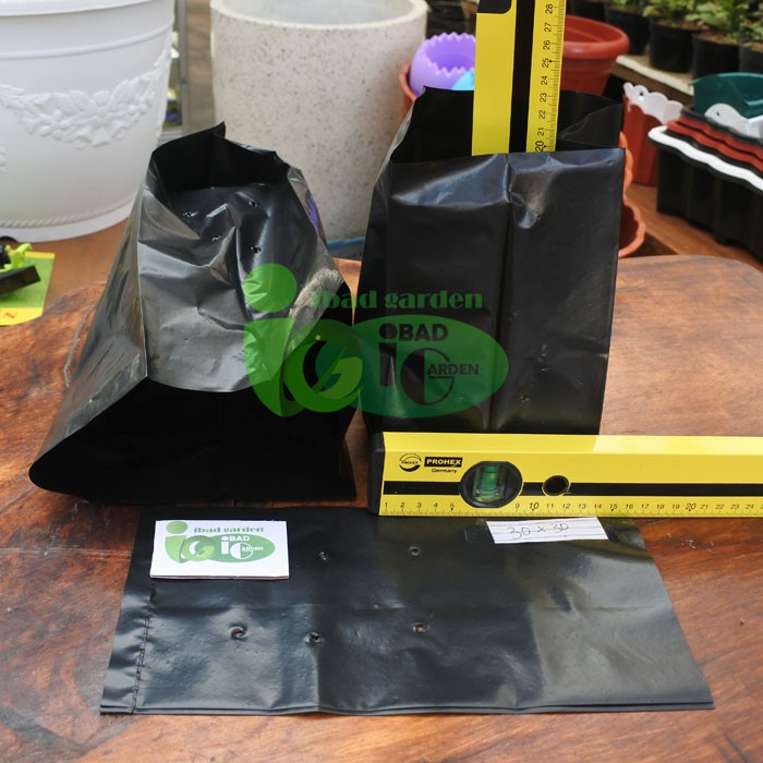 Jual 5 Polybag Tanaman Hias Warna Hitam UKURAN 30 Untuk Semua Tanaman ...