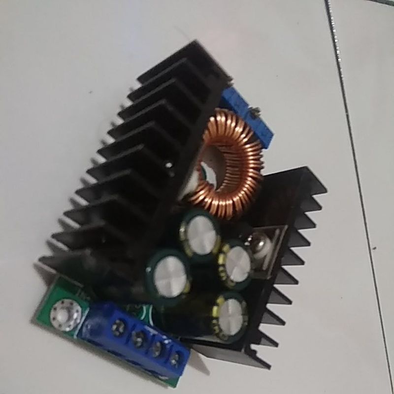 Jual DC Adjustable buck converter / Step Down CC CV 300watt | Shopee ...