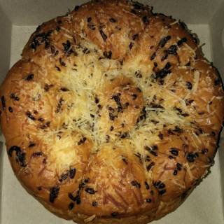 Jual Roti Apollo toko legend roti mulia khas cirebon | Shopee Indonesia