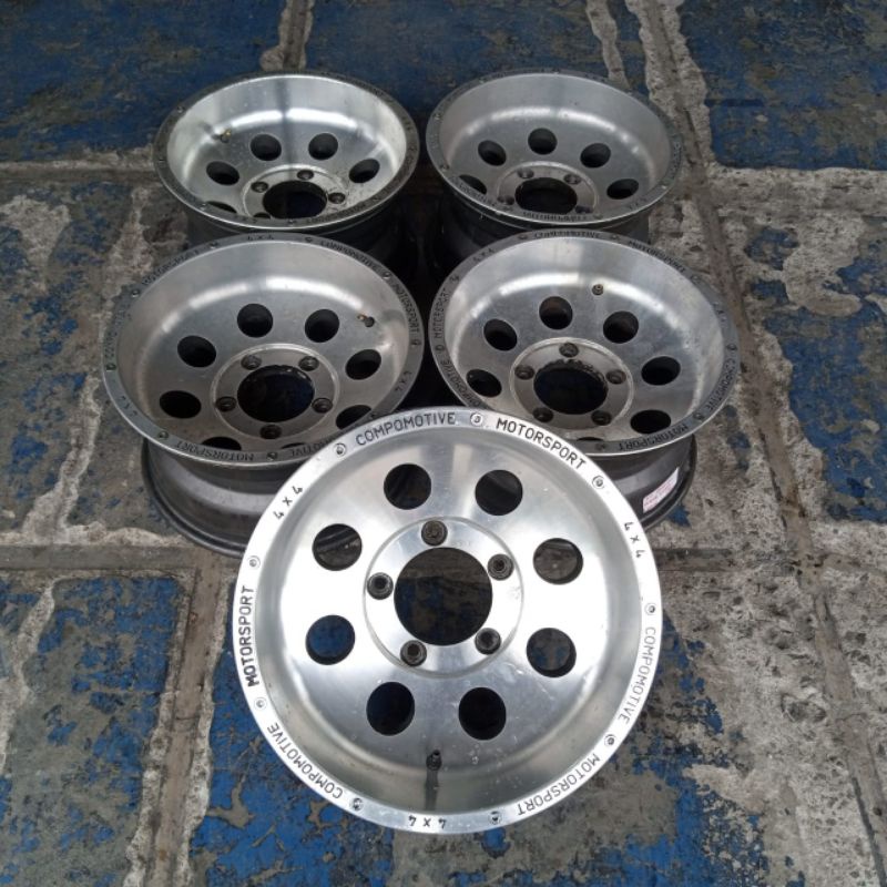 Jual velg bekas Racing Compomotive Ring 15 pcd 5x139 lebar 7 ET 18 ...