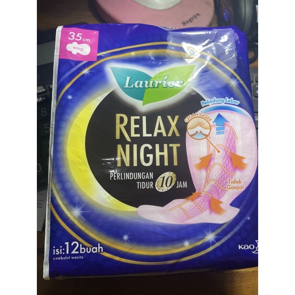 Jual Laurier Relax Night Pembalut Wanita Wing 35 cm 12 pcs | Shopee ...