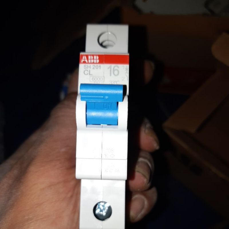 Jual MCB ABB 16A MILIK PLN Indonesia|Shopee Indonesia