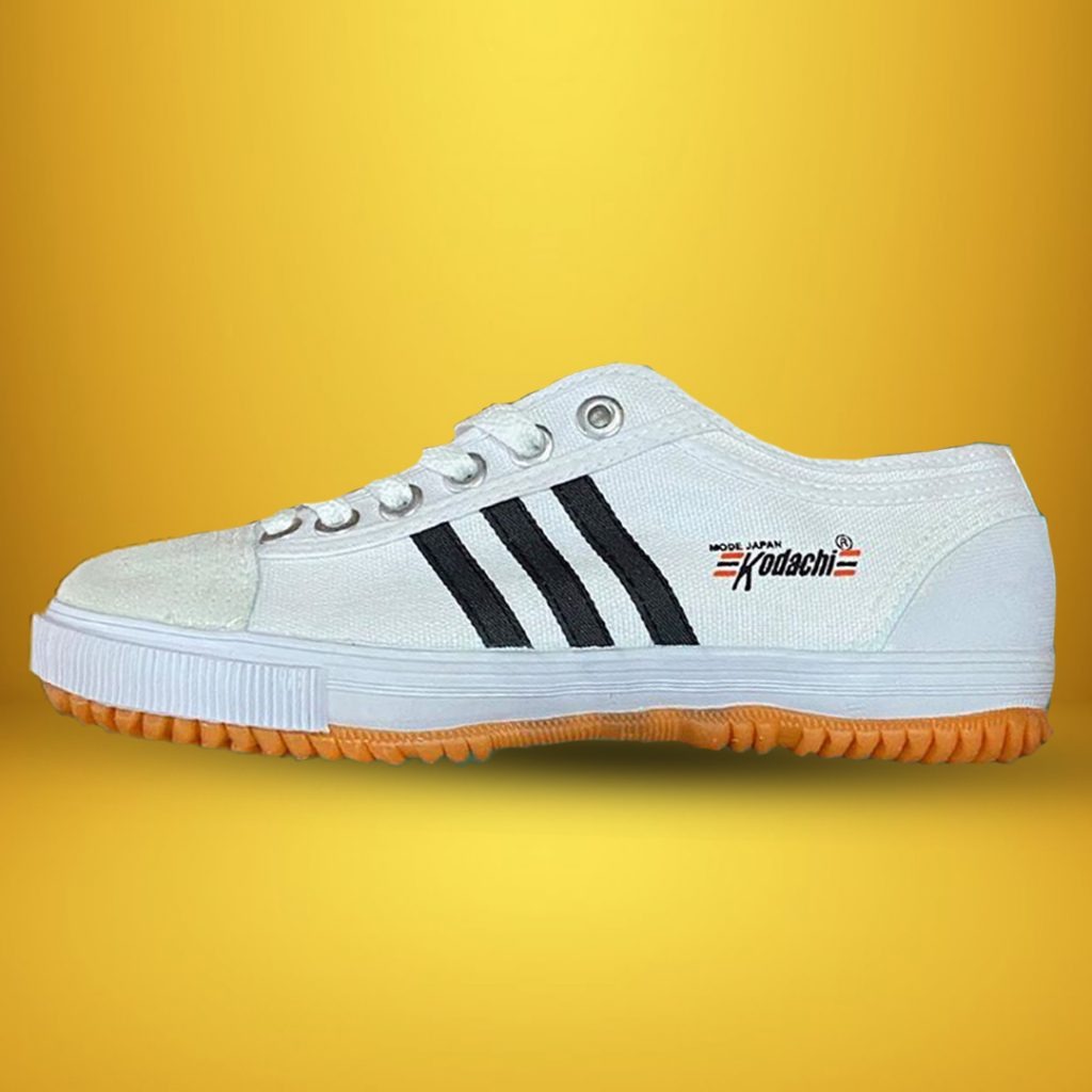 Jual Sepatu Kodachi 8111 Stripe A Putih Garis 3 Hitam Sneakers Canvas ...