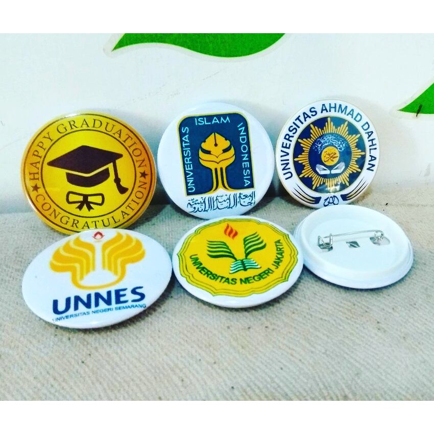 Jual Pin Logo Desain Custom Ganci Bisa Request Souvenir Pernikahan ...