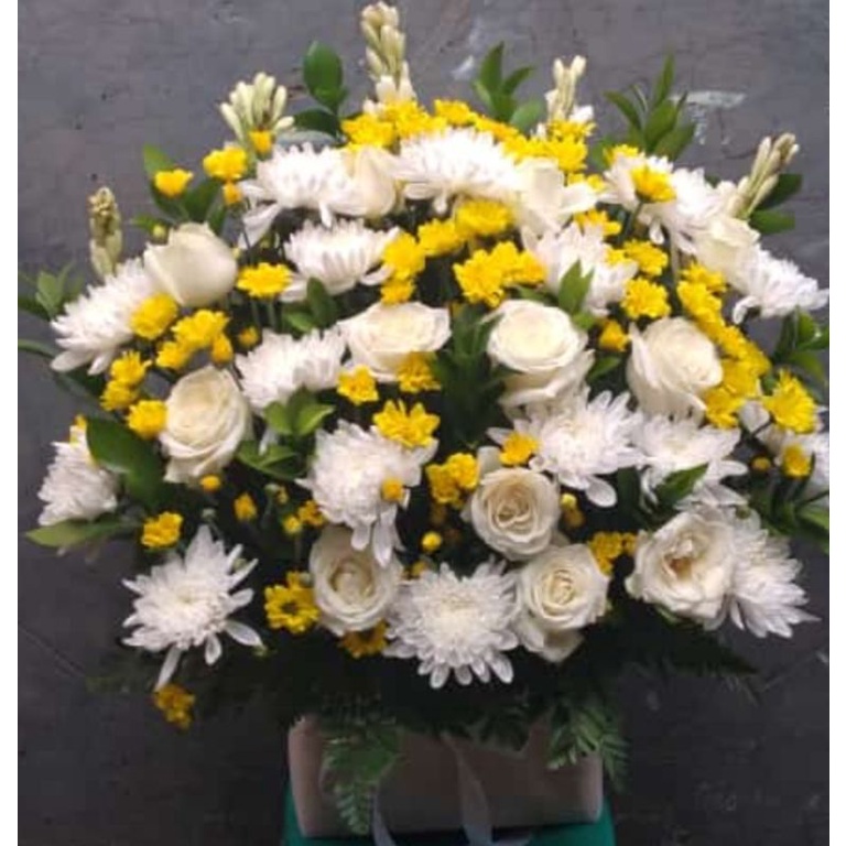 Jual rangkaian bunga segar/bunga anniversary | Shopee Indonesia