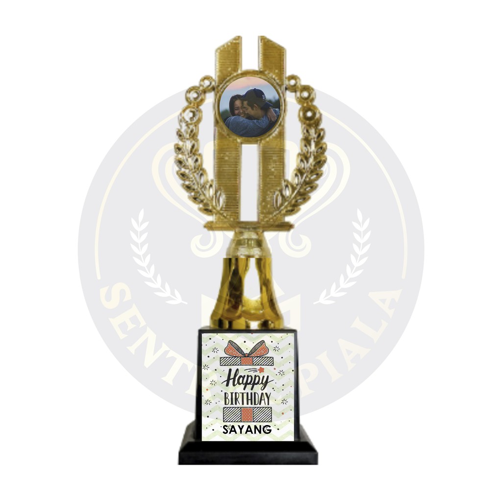 Jual Kado Ulang Tahun or Happy Birthday Trophy | Shopee Indonesia