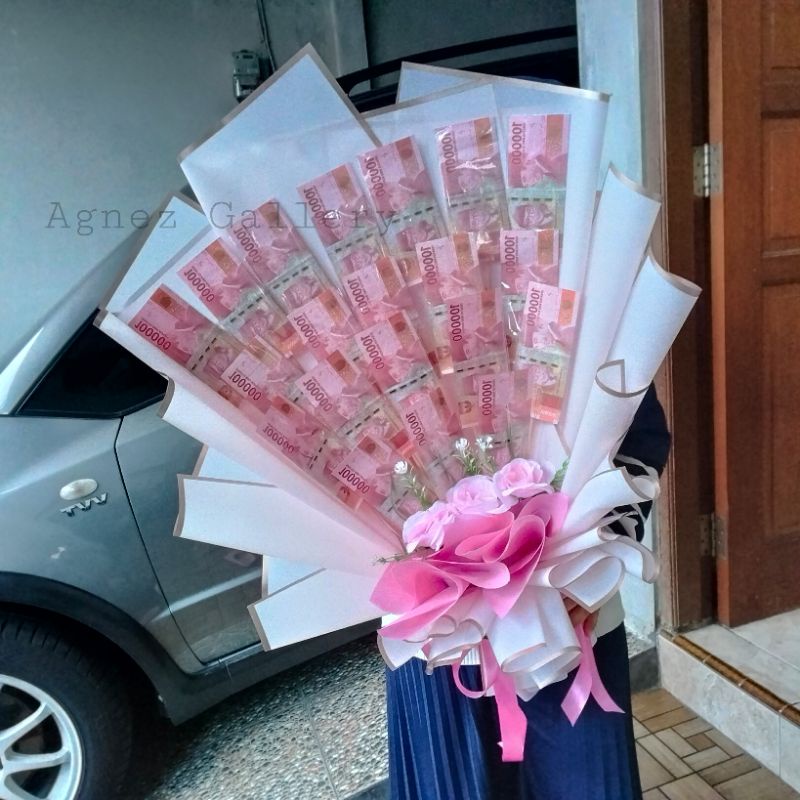 Jual Bucket Bunga / Buchet Uang / Buchet Uang Kosongan / Kado ...