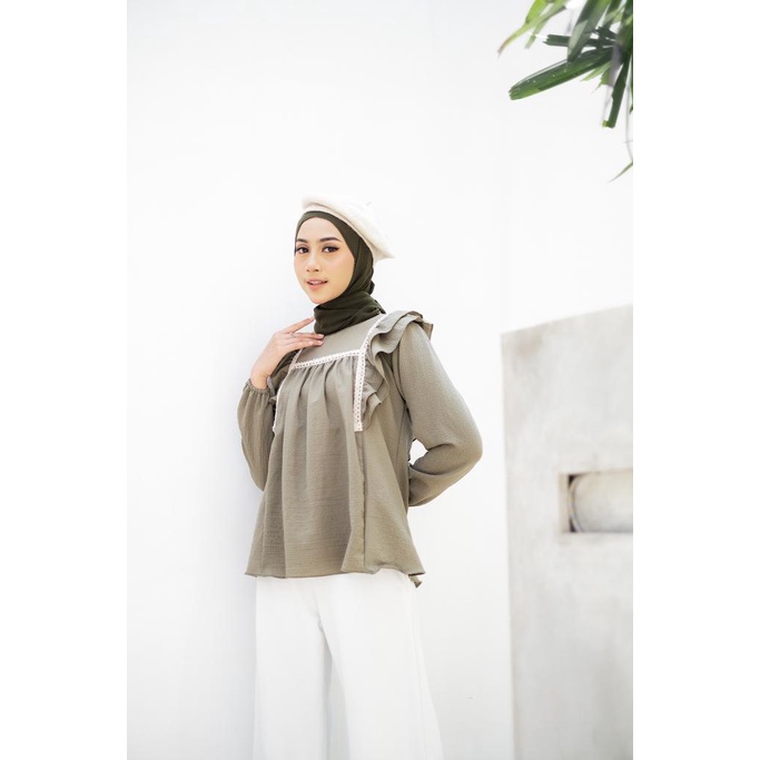 Harga Zevanya Blouse Terbaru Apr 2025 | BigGo Indonesia