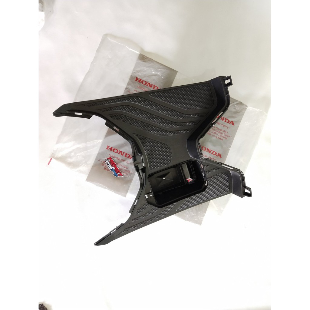 Jual Step Floor Lantai Pijakan Kaki Atas New Vario 150 Led 2018 Generasi Terbaru 64310-K59-A70ZB ...