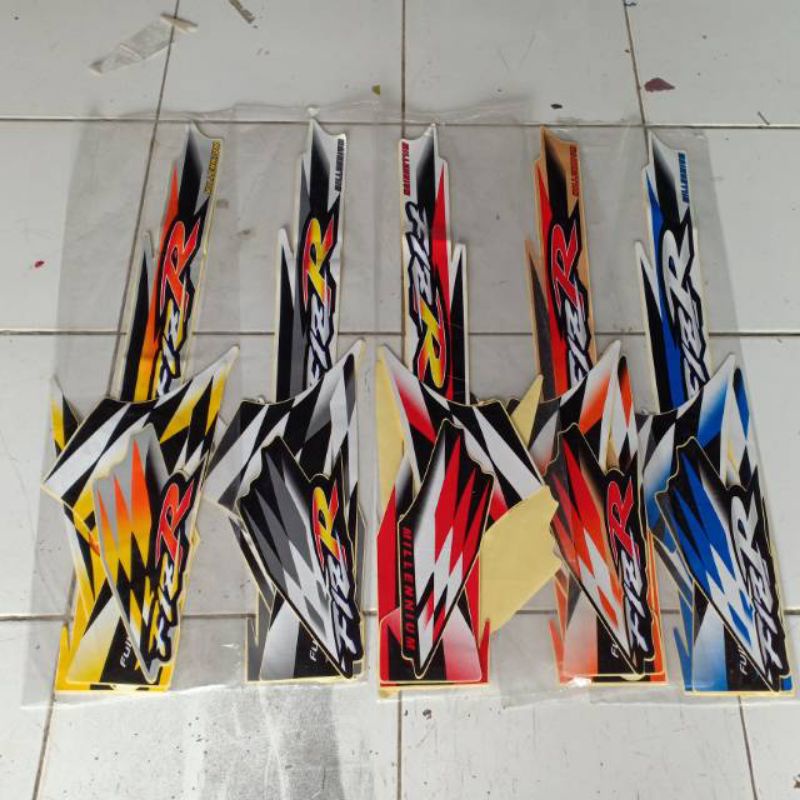 Jual STIKER STRIPING FIZR FIZ R MILLENIUM / MILENIUM LIS STANDAR ...
