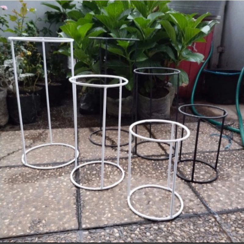 Jual rak pot bunga set isi 3, pot bunga besi minimalis, standing pot ...