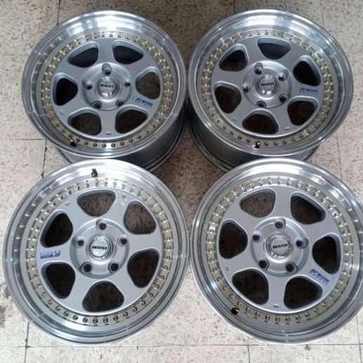 Jual Velg Mobil Racing Bekas Ring 16 WORK MEISTER R16X7,5 5X114,3 ET35 ...