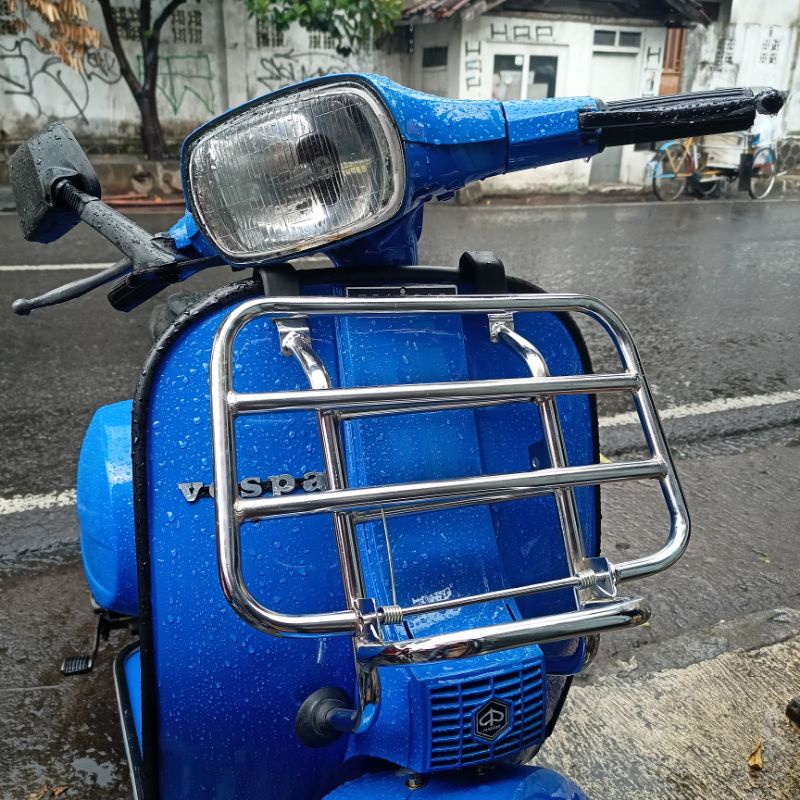 Jual Frontrack rak depan vespa super sprint pxe crome bagus | Shopee ...